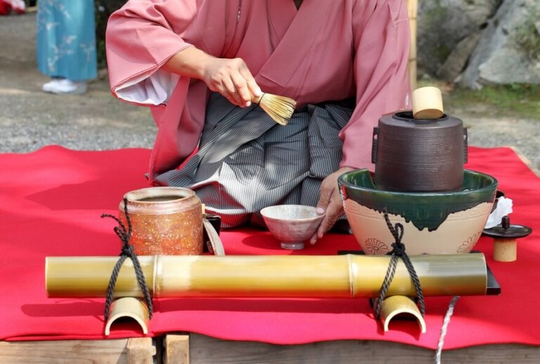 What is Japanese tea ceremony? Introducing the history, etiquette, and ...