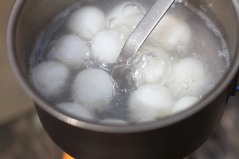 How do Japanese people eat Mochi? - Wa