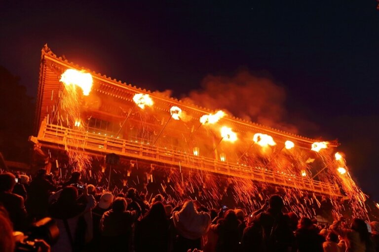 10 Spring Festivals must visit on your trip to Japan - Wa
